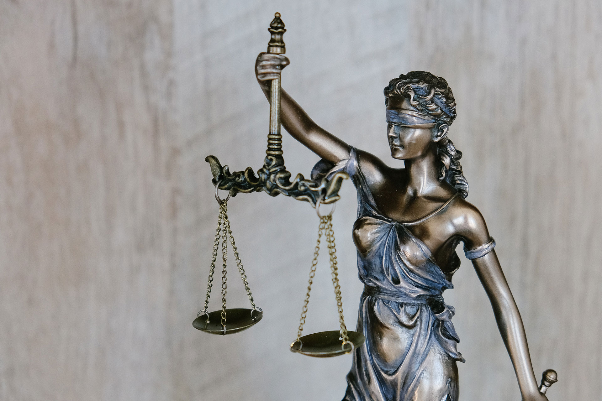 Droits de la défense et principe du contradictoire - Procédure ...